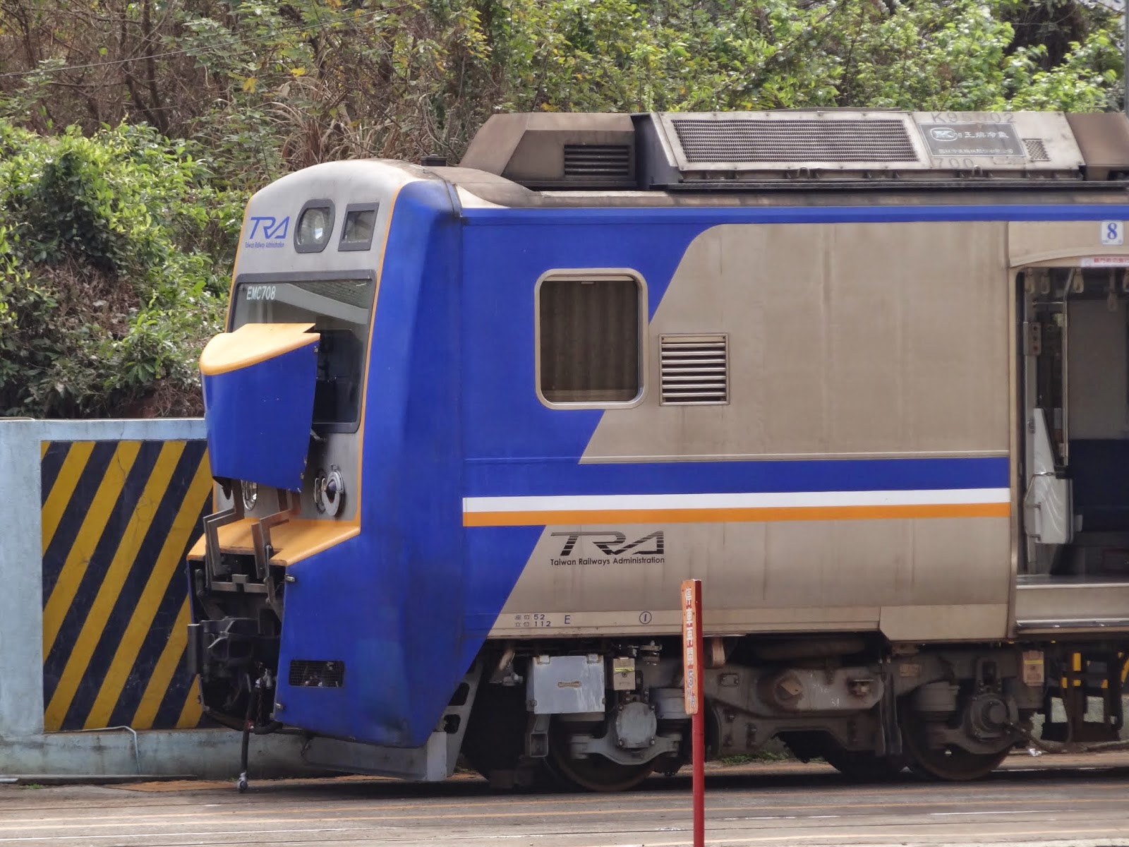 Blair's 鐵道攝影: EMU700型電聯車 / TRA EMU700 Type Electric Multiple Unit