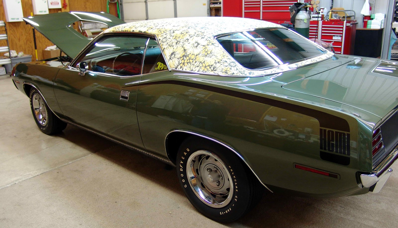 Just A Car Guy: one 1970 Hemi Cuda was made with a Mod Top