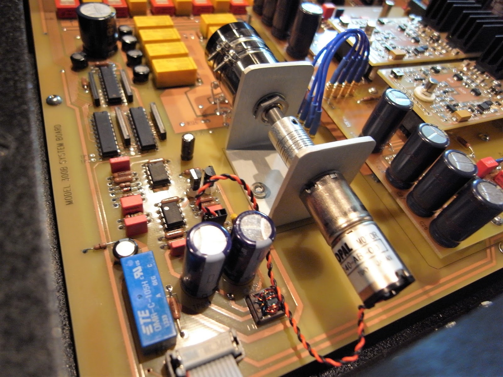 SIS AUDIO BLOG: 展示情報 新製品SPECTRAL DMC-30SCを店頭に常設展示致します！