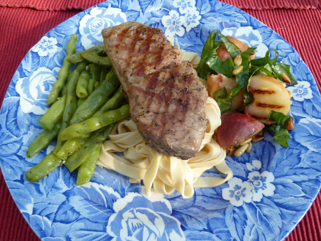 Kalfsentrecote met wilde perziksalsa