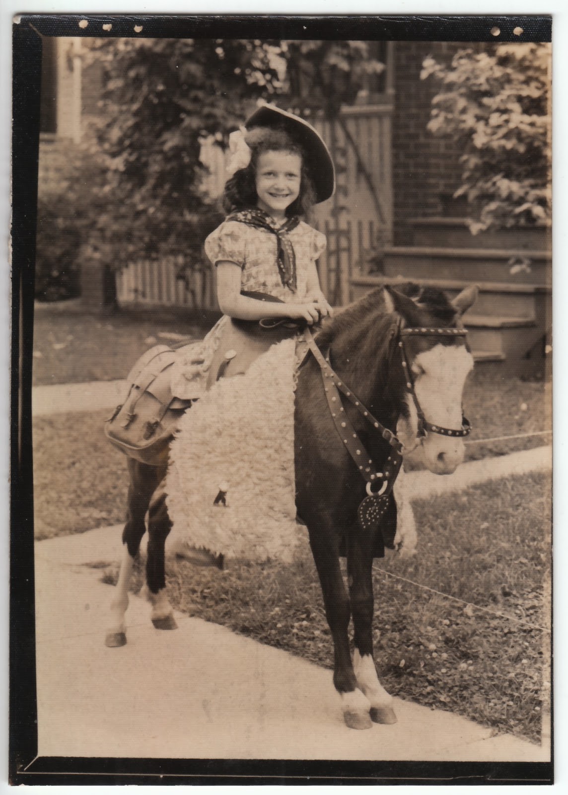 Dull Tool Dim Bulb: Real Cowgirls Vintage Photographs collection Jim ...