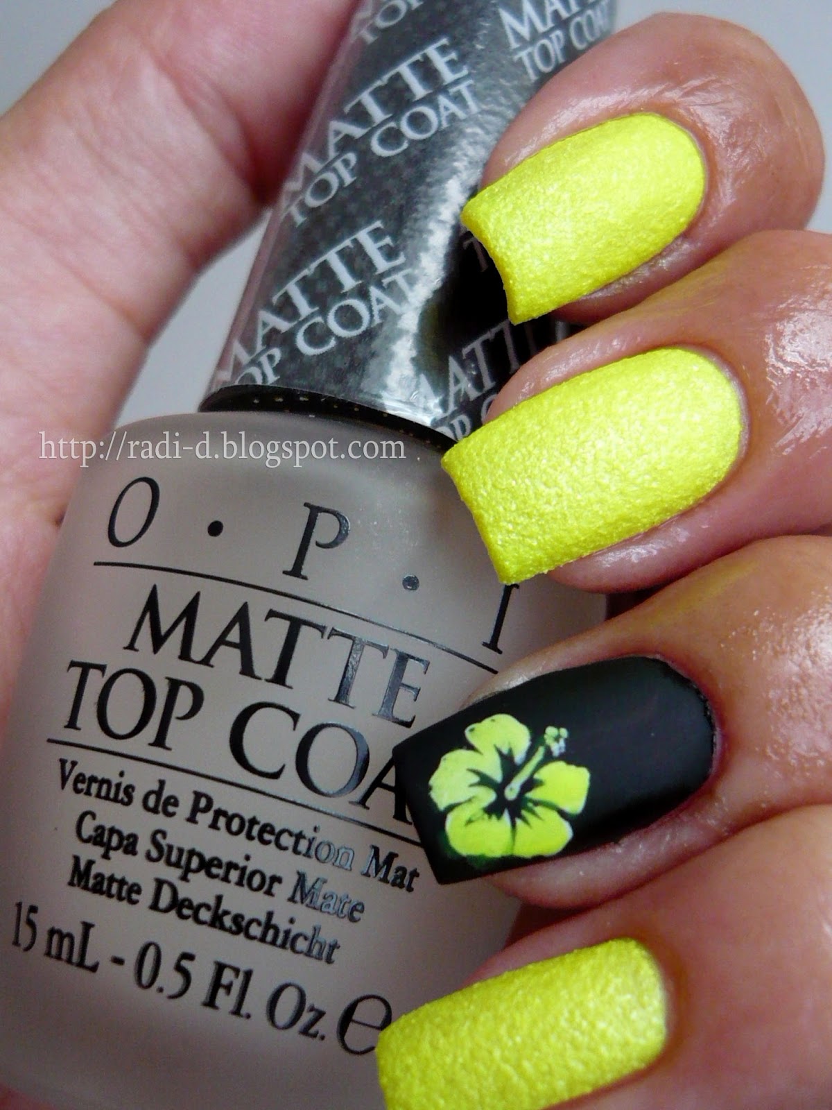 It`s all about nails: Yellow Neon Sand