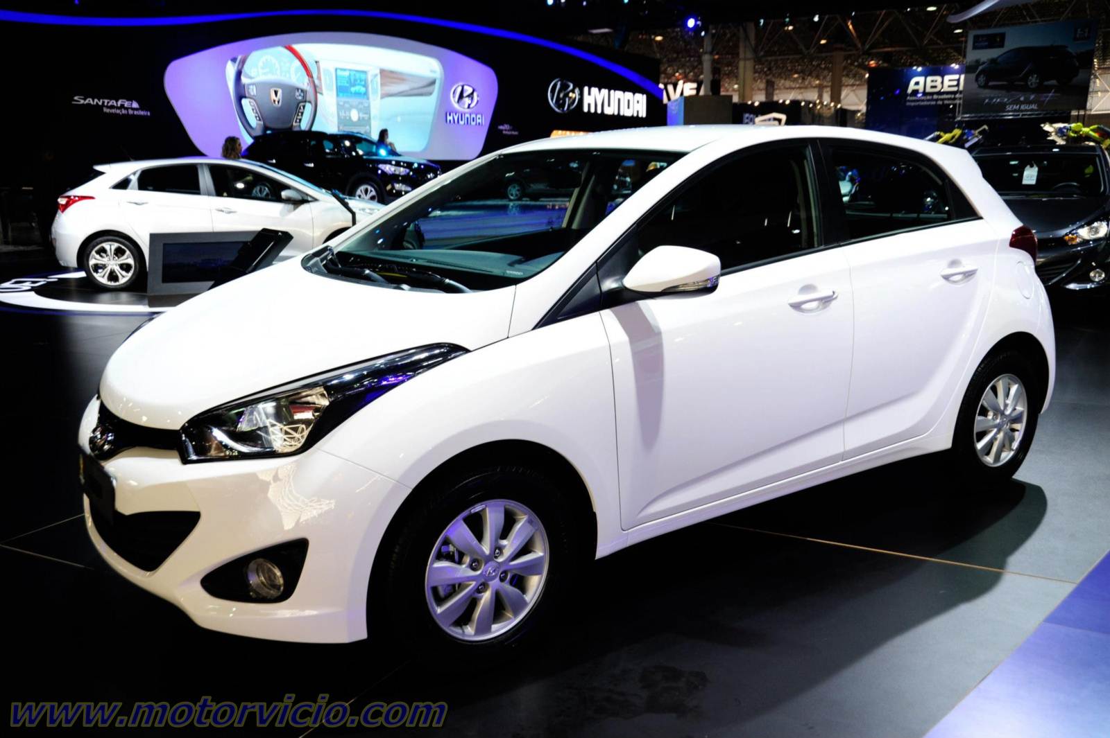 Hyundai HB20 Branco Comfort Style: fotos, preço e consumo