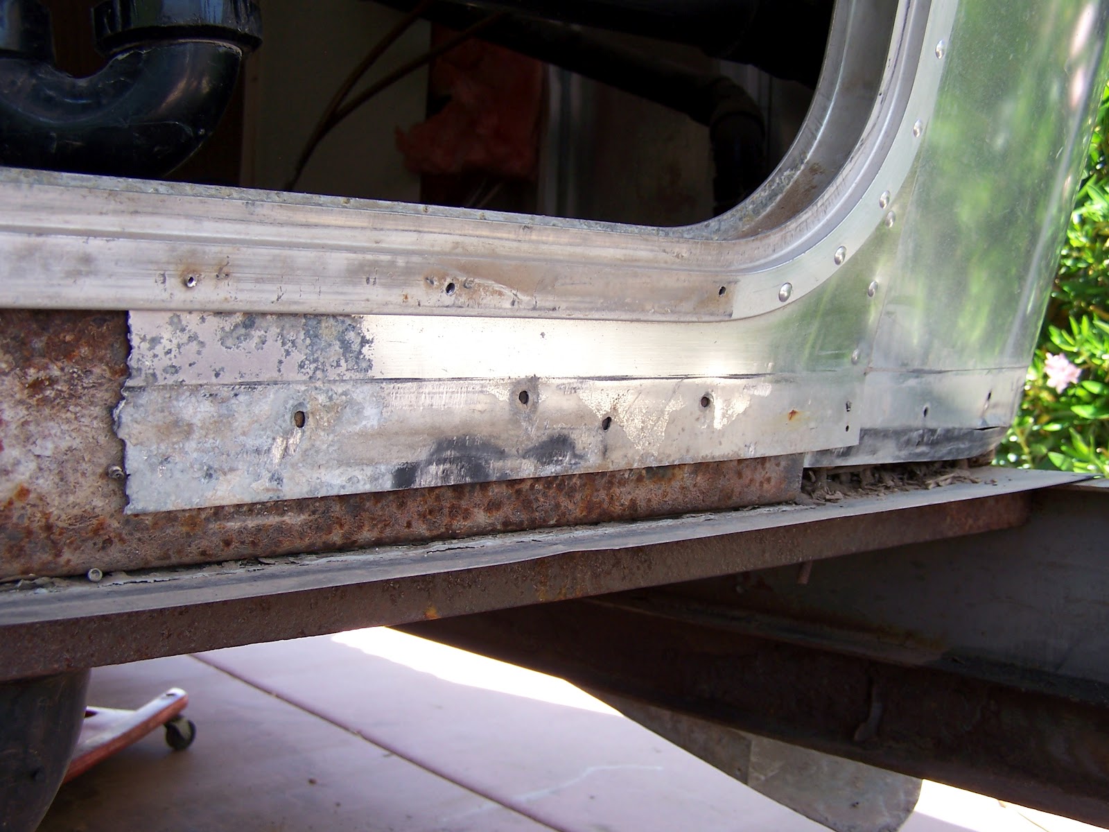 Airstream Renovation: Rear End Separation