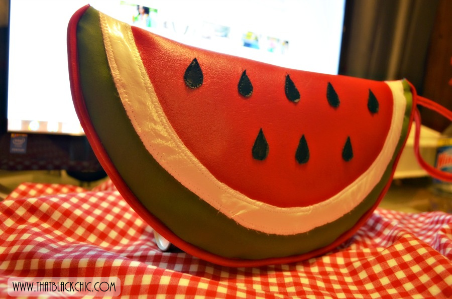 DIY Zipper Clutch:Nothing says summer like watermelon so why not a ...