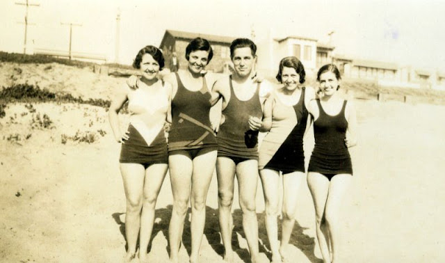 1920s: The Era When Men's and Women's Swimwears Look the Same ~ Vintage ...