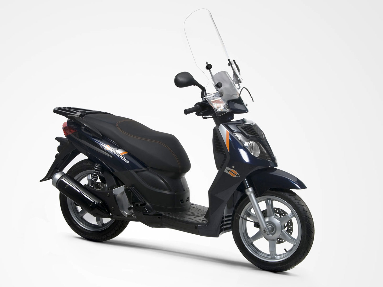 2011 Benelli Caffenero 150 Scooter pictures