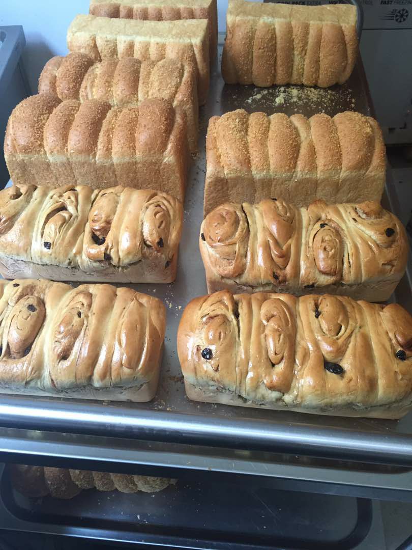 ADVERT: ORDER YOUR BREAD AND CAKES @RENE'S BAKERY