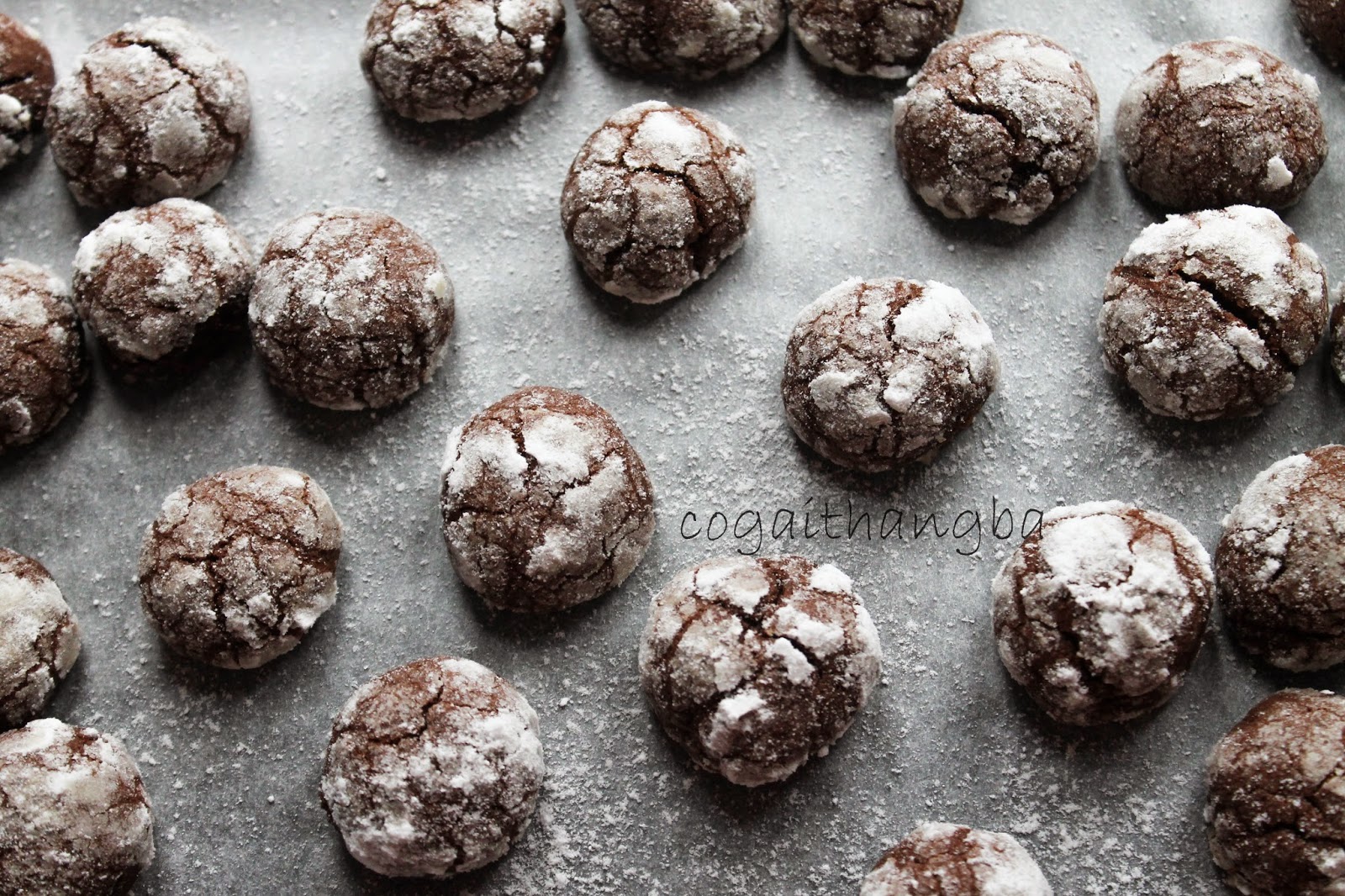 Cô gái tháng ba: Chocolate Crinkles Cookie