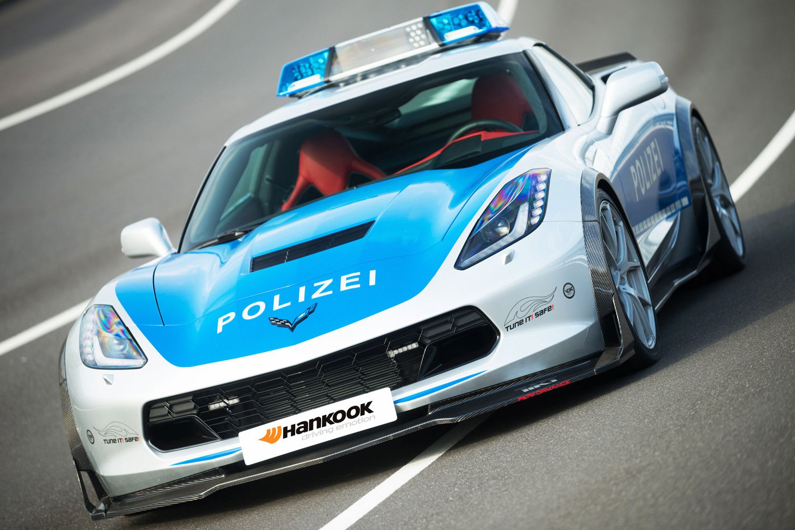 .: TOP 10 BEST POLICE CARS IN THE WORLD