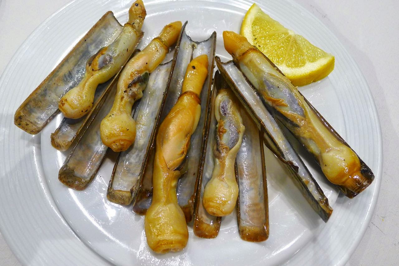 HUNGRY HOSS: A Beginner’s Guide To Seville’s Best Tapas “Tapas Trail”