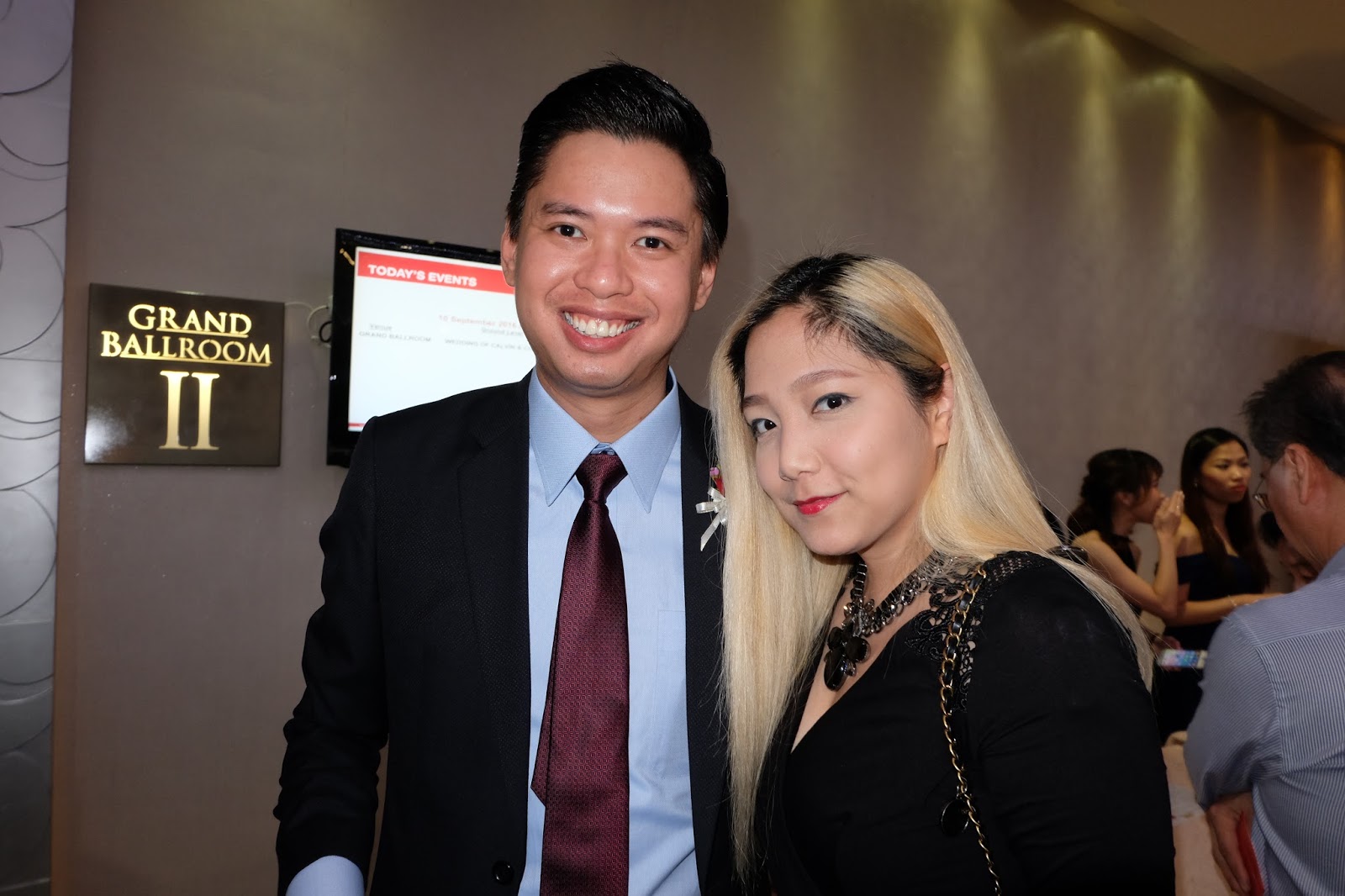 Kee Hua Chee Live!: CALVIN CHEE AND CHRISTY WONG MARRIED IN A LOVELY CEREMONY AT PREMIERE HOTEL ...