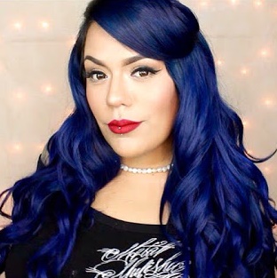La moda en tu cabello: Cabello teñido de azul 2015/2016
