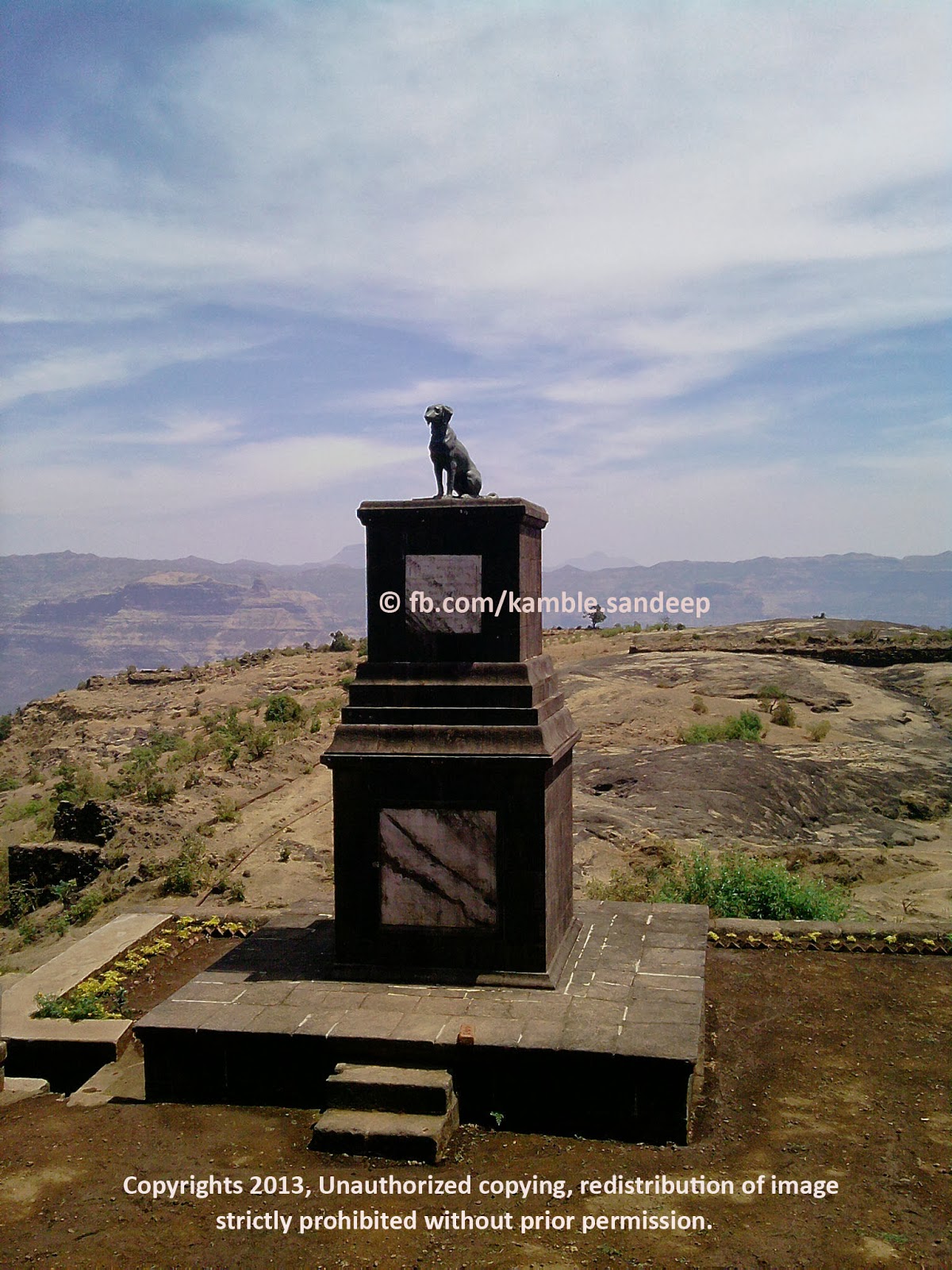 Tomb of Shivaji’s Beloved Pet Dog 'Waghya' at Raigad Fort