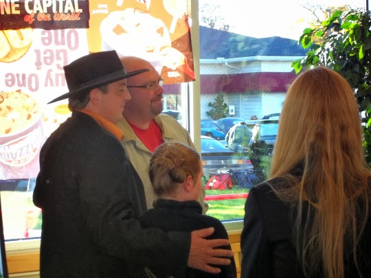 Pure Country Living: Amish Mafia's "Lebanon Levi" at a car show!