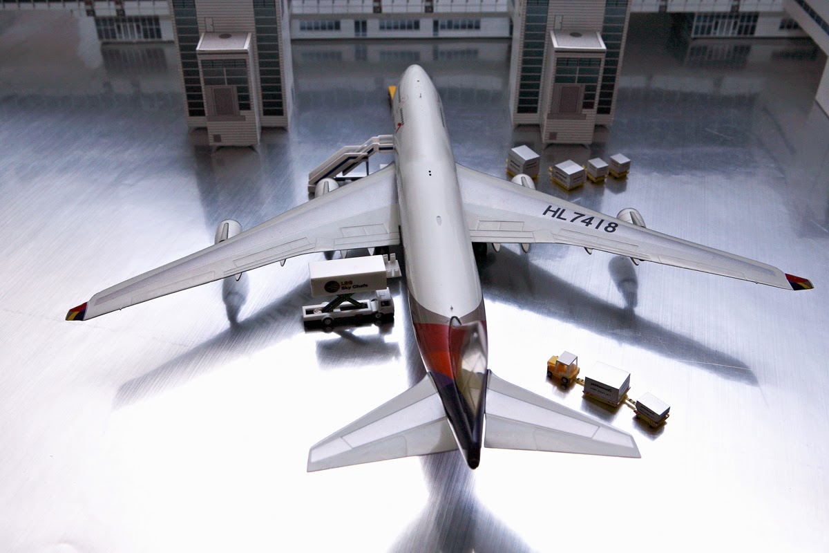 Diecast Aircraft: [Blue Box] Asiana Airlines Boeing 747-400 HL7418