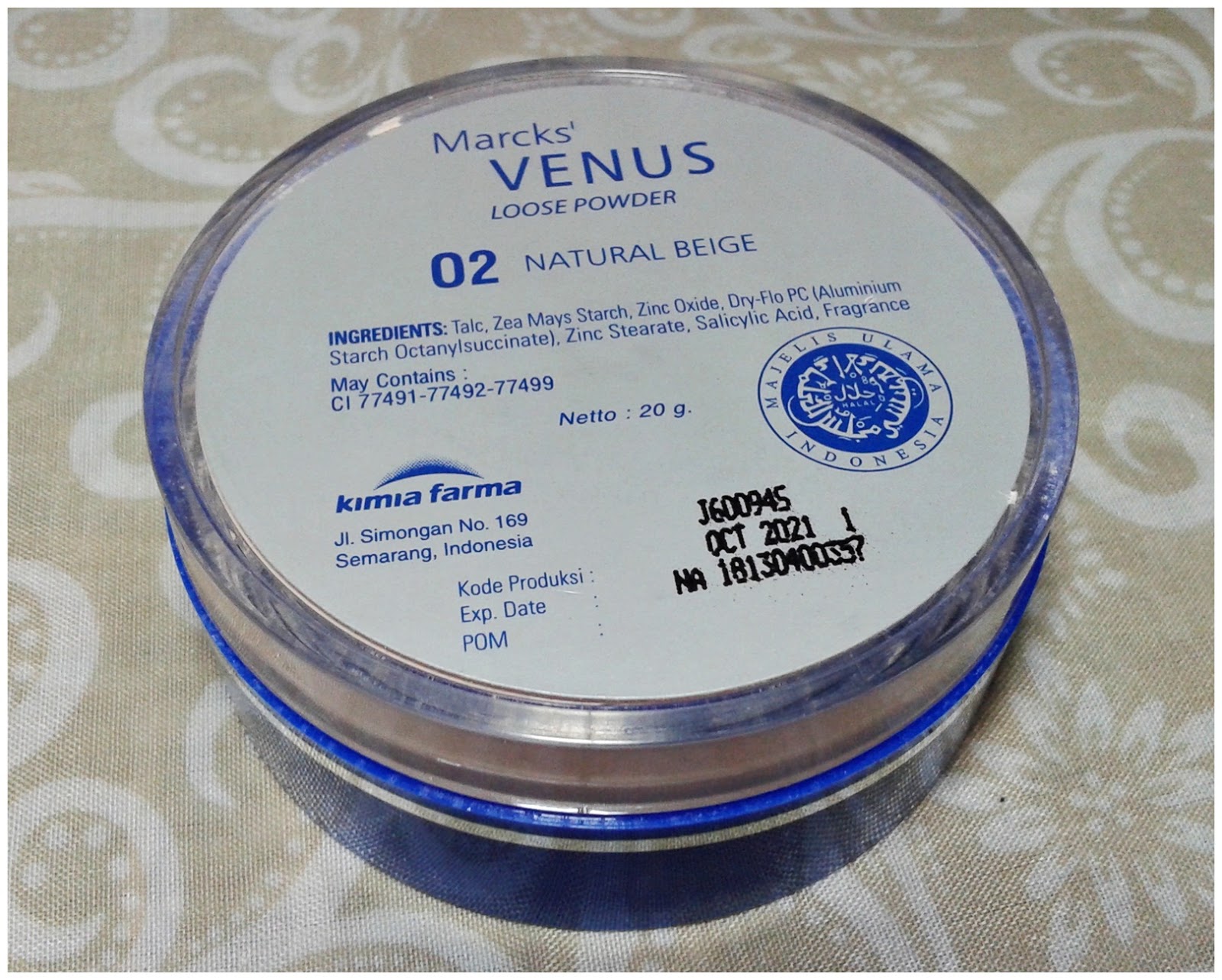 [REVIEW] Marcks' Venus Loose Powder dan Mascara Inez ~ Pejalan Kaki