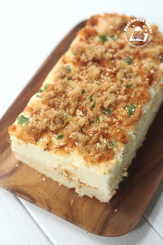 Nasi Lemak Lover: Chicken Floss Chiffon Layered Cake 青葱肉丝蛋糕