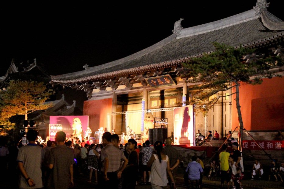 Going to Datong and My first day in China | The Chronicles of Mariane