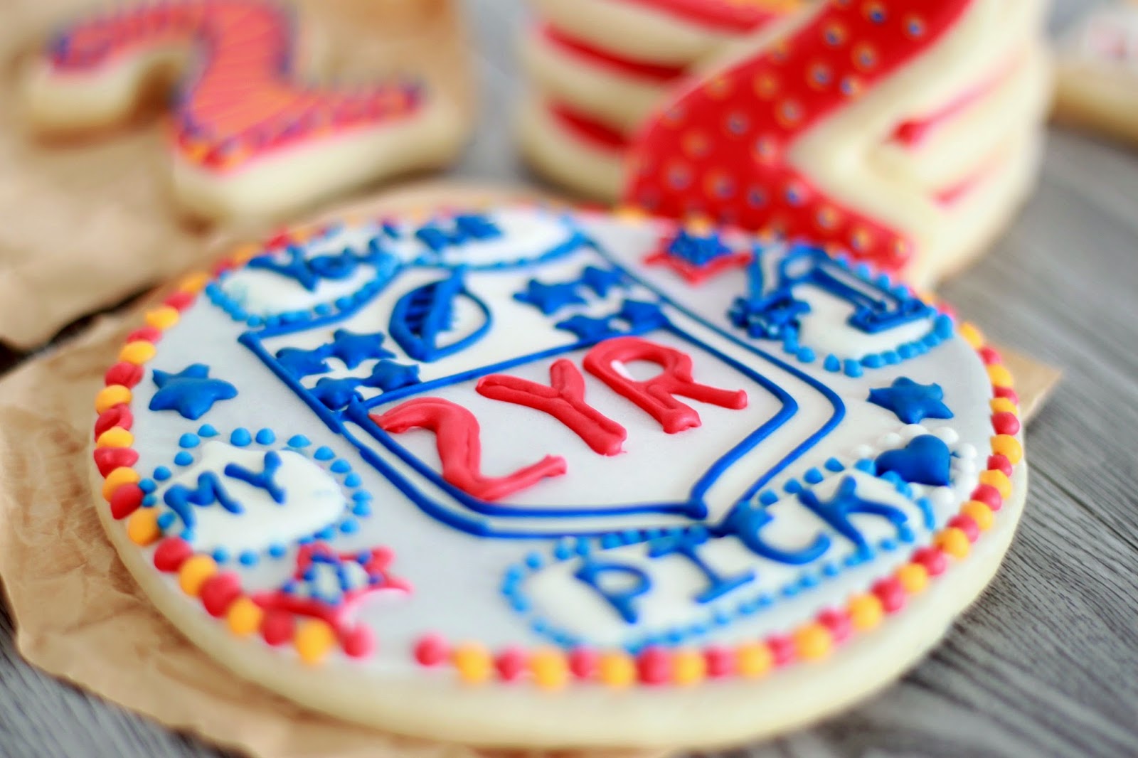 Feeding My Addiction: Happy Labour Day Weekend and a Football Cookie ...