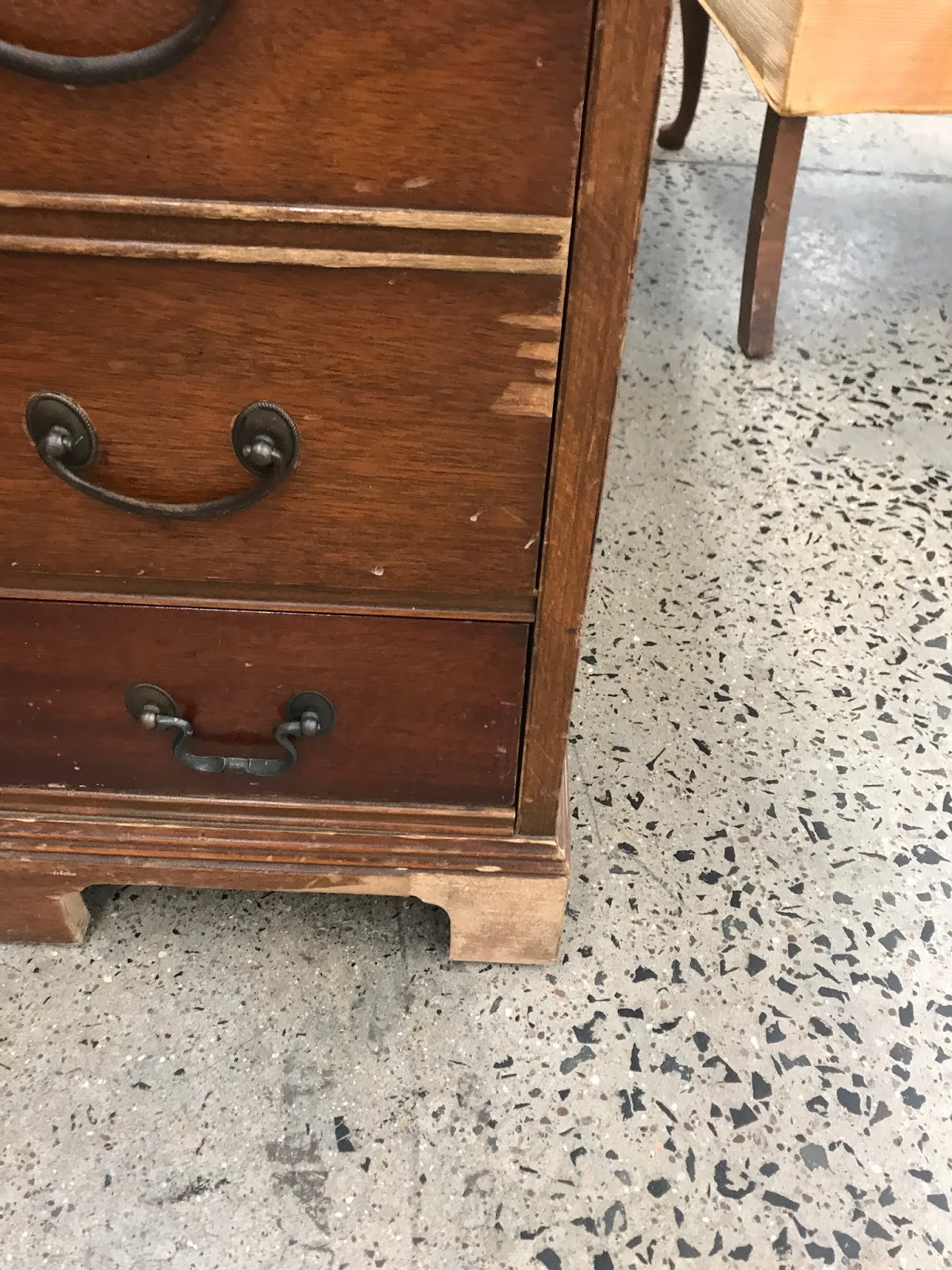 Nest Designs and More: Vintage Desk Makeover Nightmare