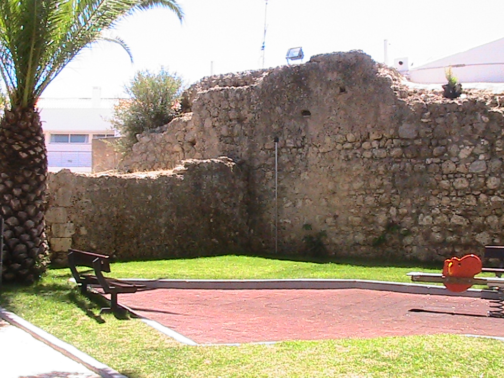 Toponímia de Portimão e sua História: LARGO DO CASTELO - ALVOR
