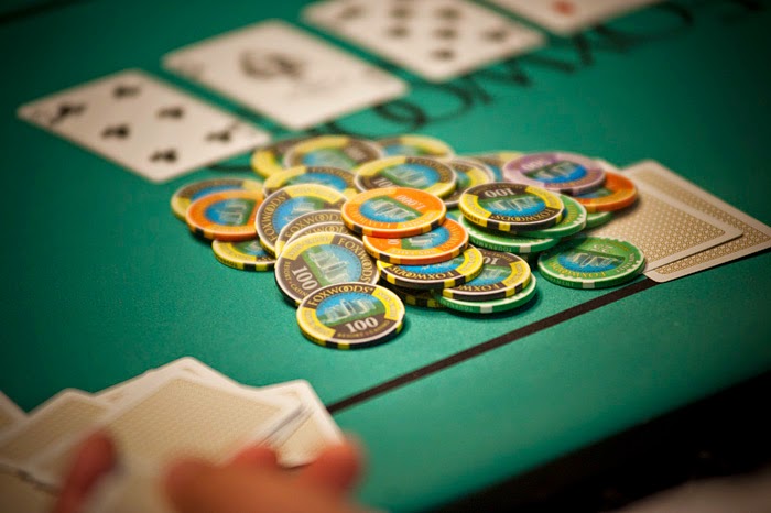 Foxwoods Poker Event 18 Cards Are In The Air For Day 2 Foxwoods Poker Event 18 Cards Are In The Air For Day 2