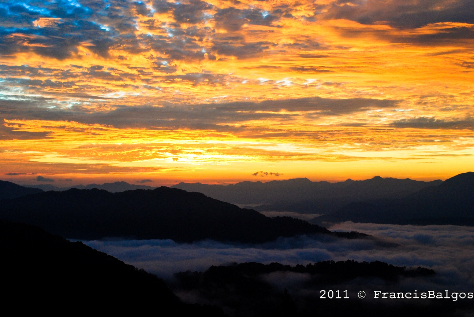 Sagada | Sunrise at Kiltepan Peak ~ Pala-lagaw