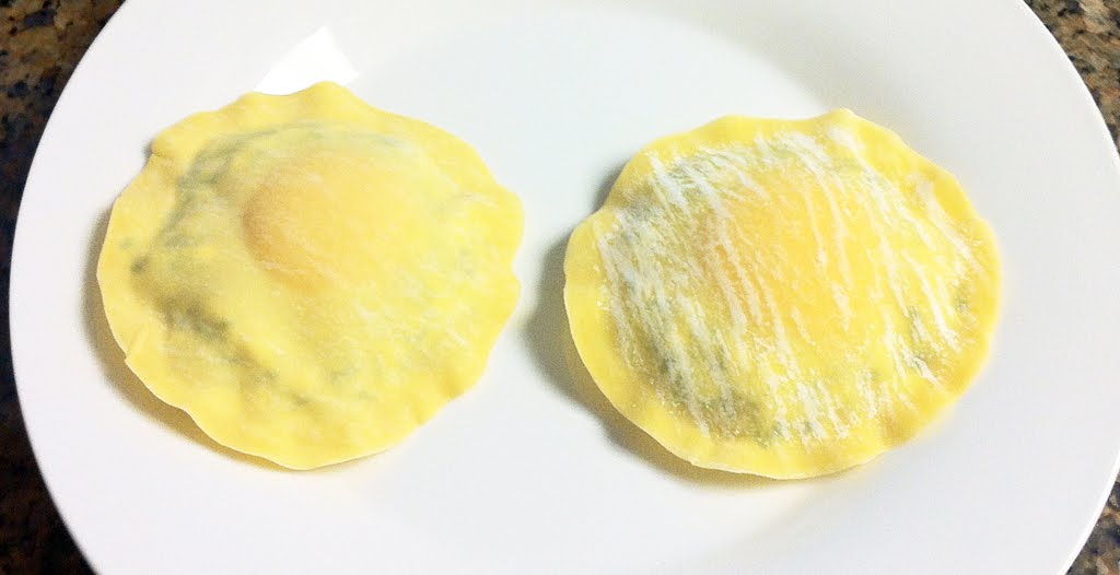 Vera's Cookbook: Raviolo al Uovo (Ravioli with Egg Yolk)