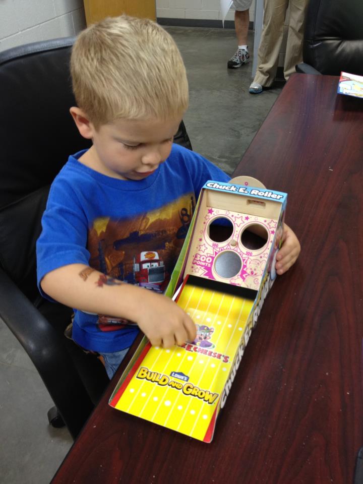 Happenings With The Neals: Chuck E Cheese Build and Grow project at Lowe's