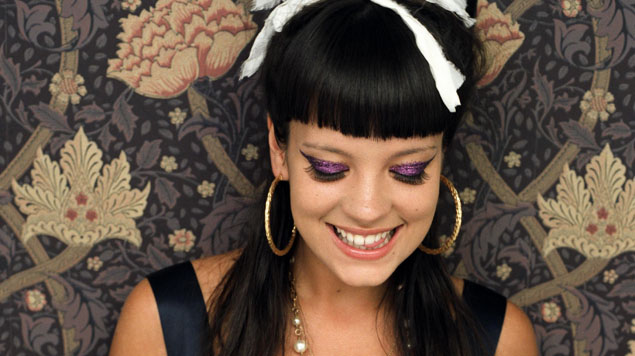 CUT LIKE A ROLLING STONE: Elogio del flequillo "rolinga" (1ª nota)