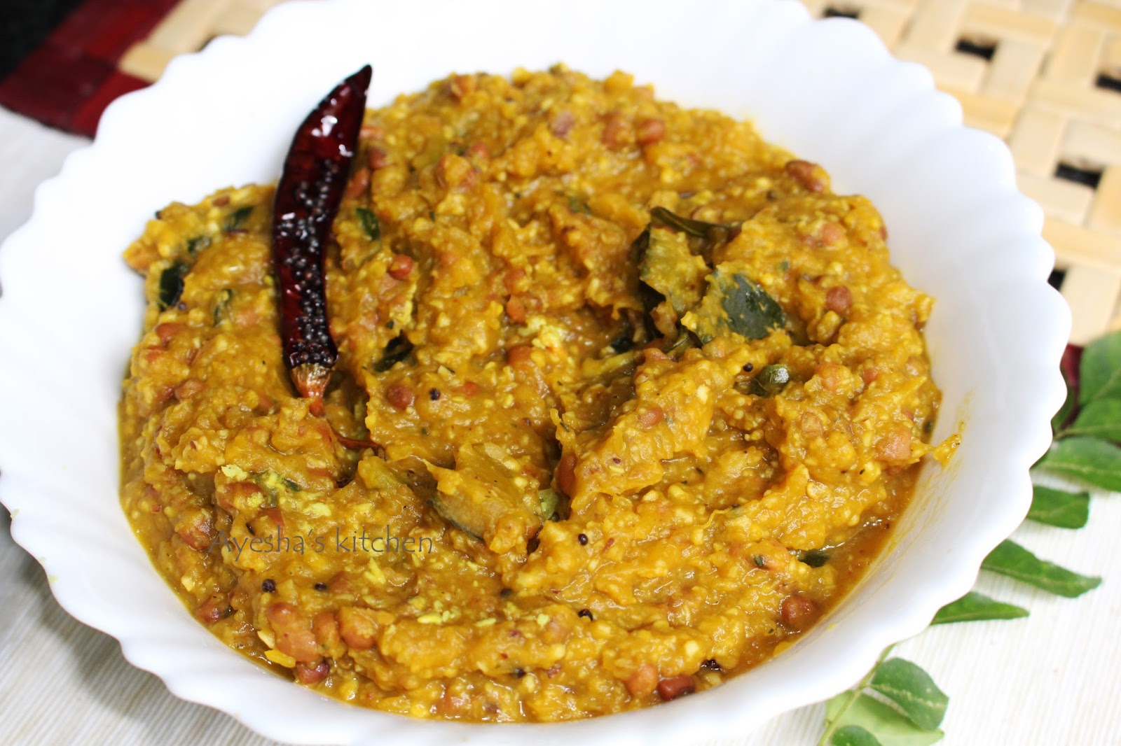 PUMPKIN ERISSERY - KERALA SADHYA RECIPES WITH PUMPKIN AND RED BEANS