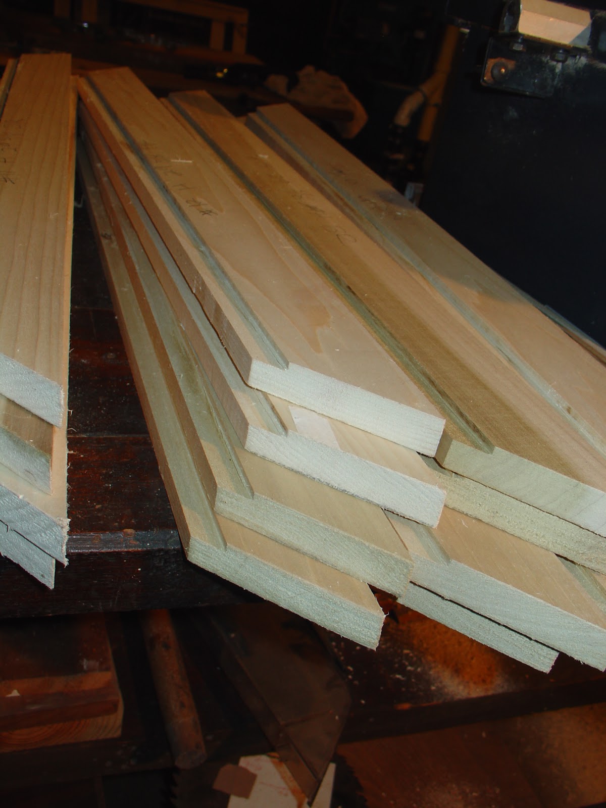 Life at Pugsley: How to make wooden window screens 5: Construction