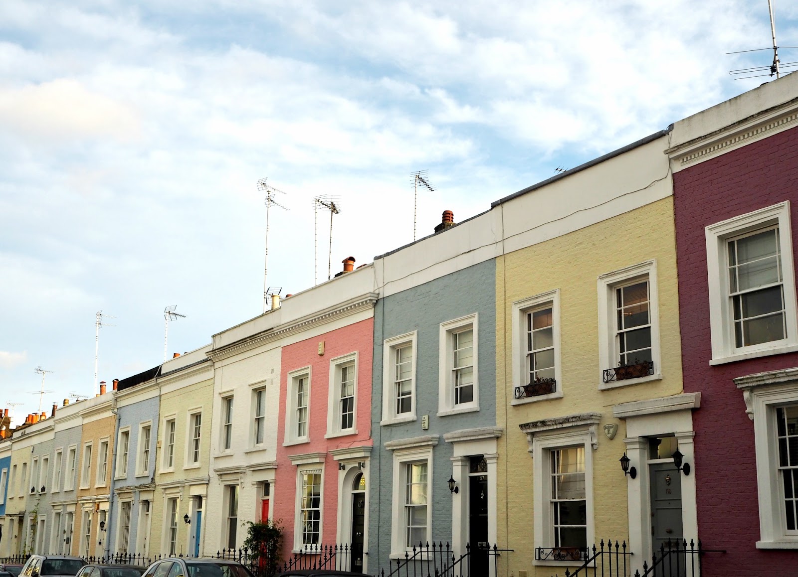 Instagram Paradise: Hillgate Place, Notting Hill | All Things Foxy