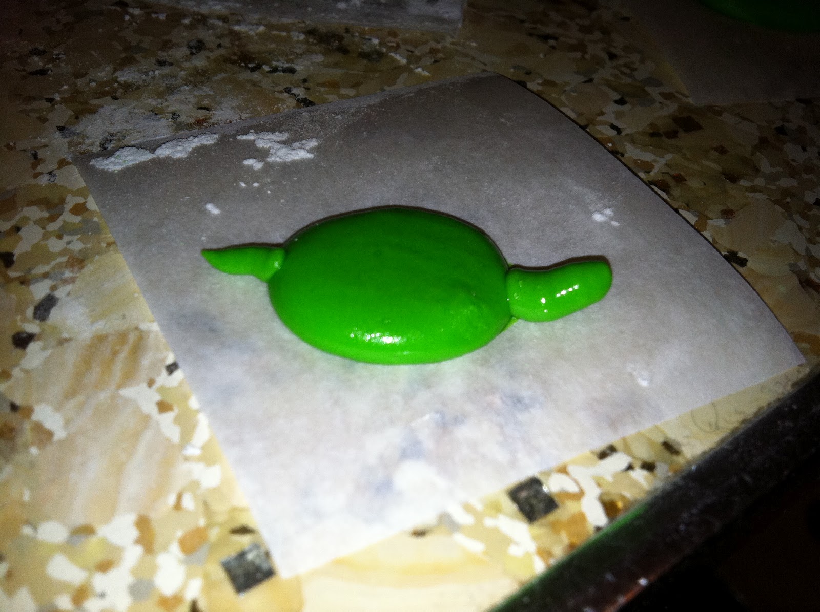 The Iced Queen: Royal Icing Turtle
