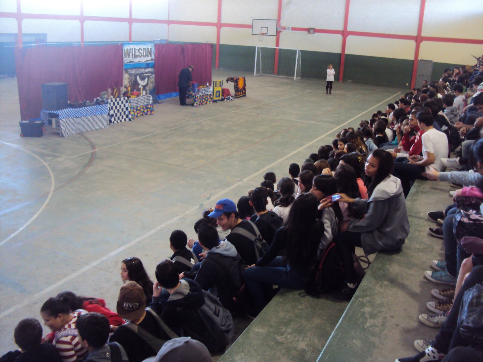 ESCOLA TUFI DIPPE: SHOW DE MÁGICA NO TUFI