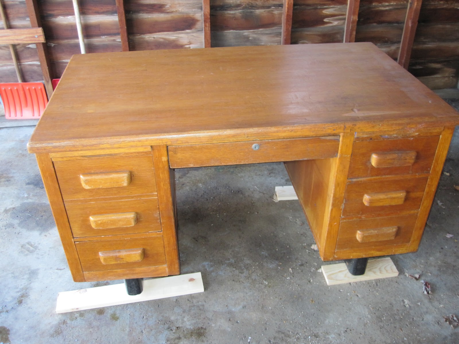 Bobbi Buller: Big Old Desk