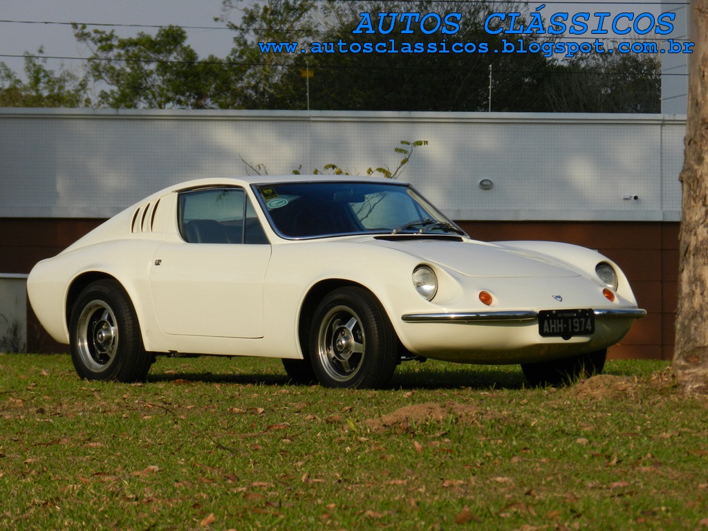 AUTOS CLÁSSICOS: PUMA GTE 1974 - SESSÃO DE FOTOS