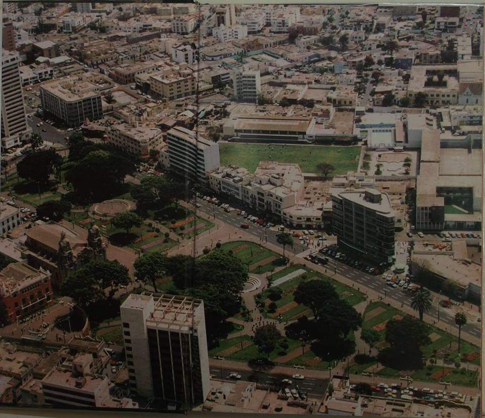 Parque Kennedy en Miraflores - Lima - Perú: Vistas Aéreas del Parque ...