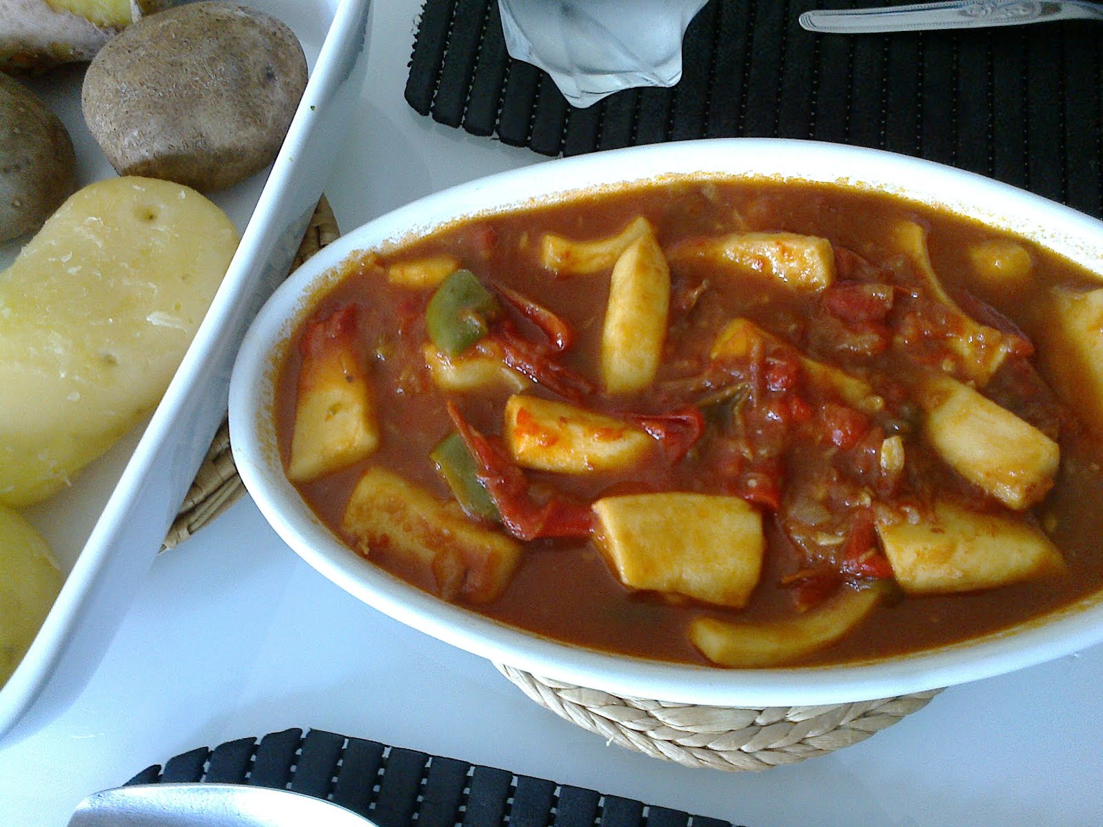 Guloso qb: Tiras de pota estufadas