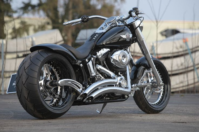 How to custom a motorcycle. - Custom motorcycle builder idea