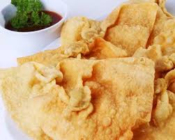 Cara Membuat Kulit Pangsit Kuah dan Goreng Praktis di Rumah