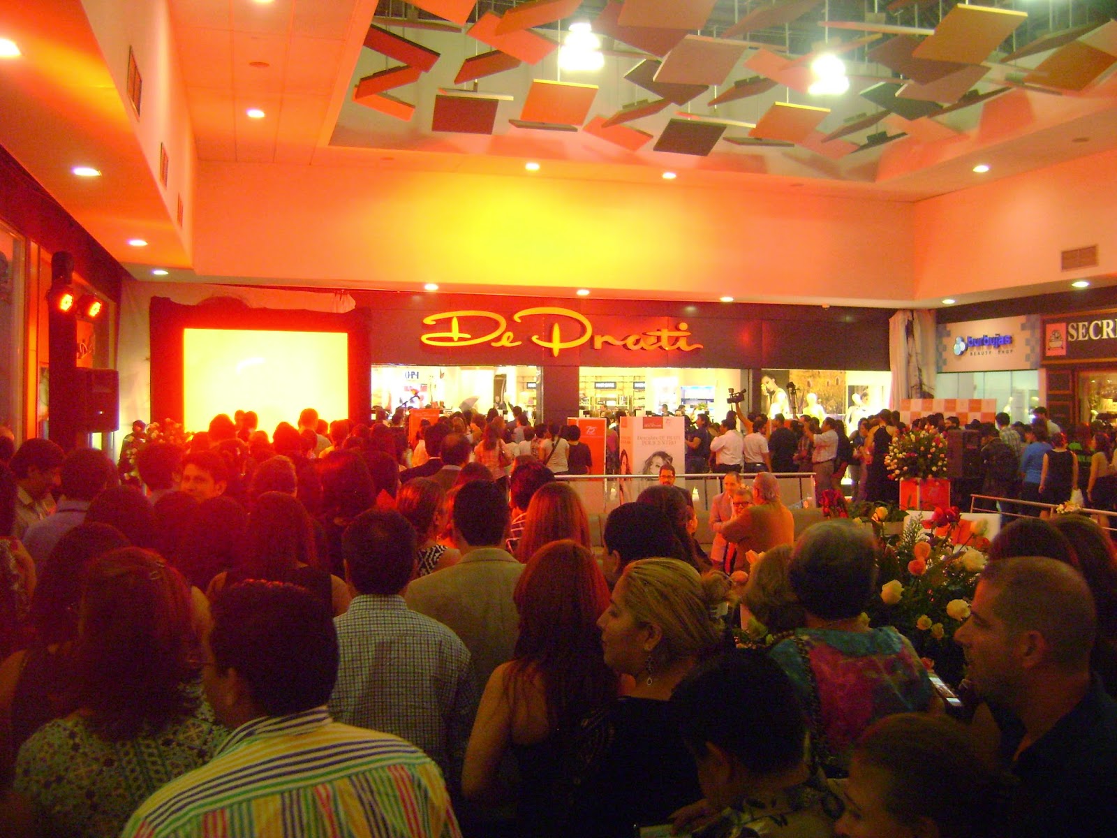 BrandEC - Hablemos de marcas: De Prati te invita a vivir intensamente