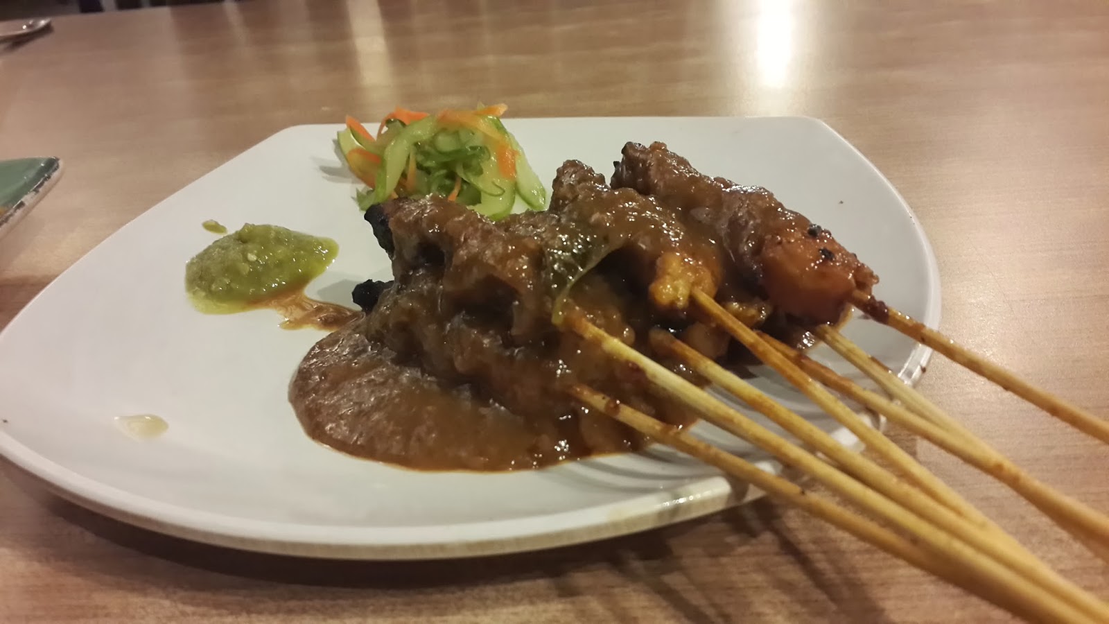 Culinary Passion Girl: Famous Indonesia Seafood "Lembur Kuring" - Medan