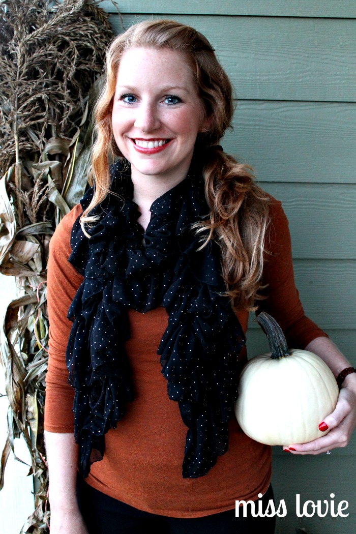 Miss Lovie: Fall Scarves!