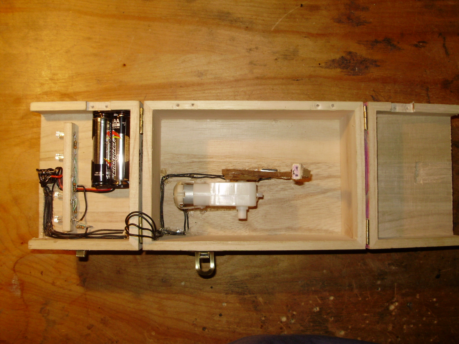 BuildIts: Useless Machines