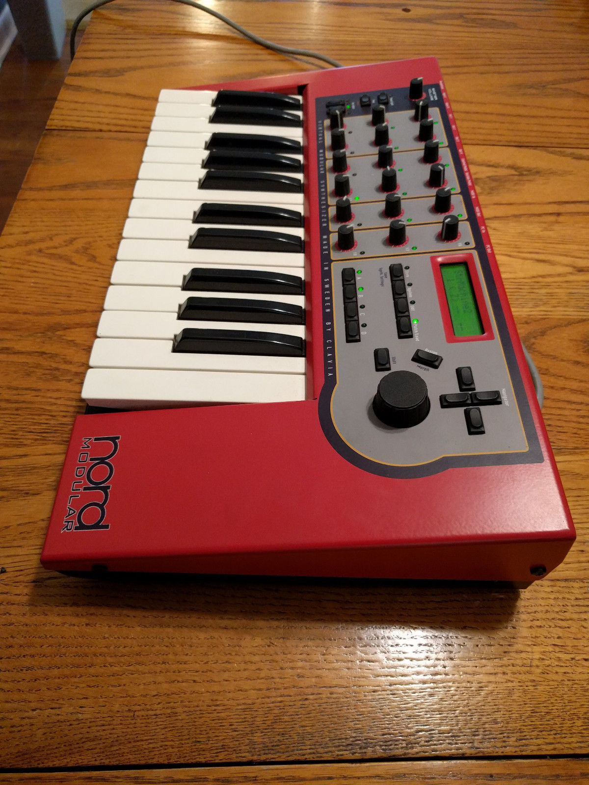 MATRIXSYNTH: Classic Nord Modular G1 Keyboard Synthesizer SN 99010745