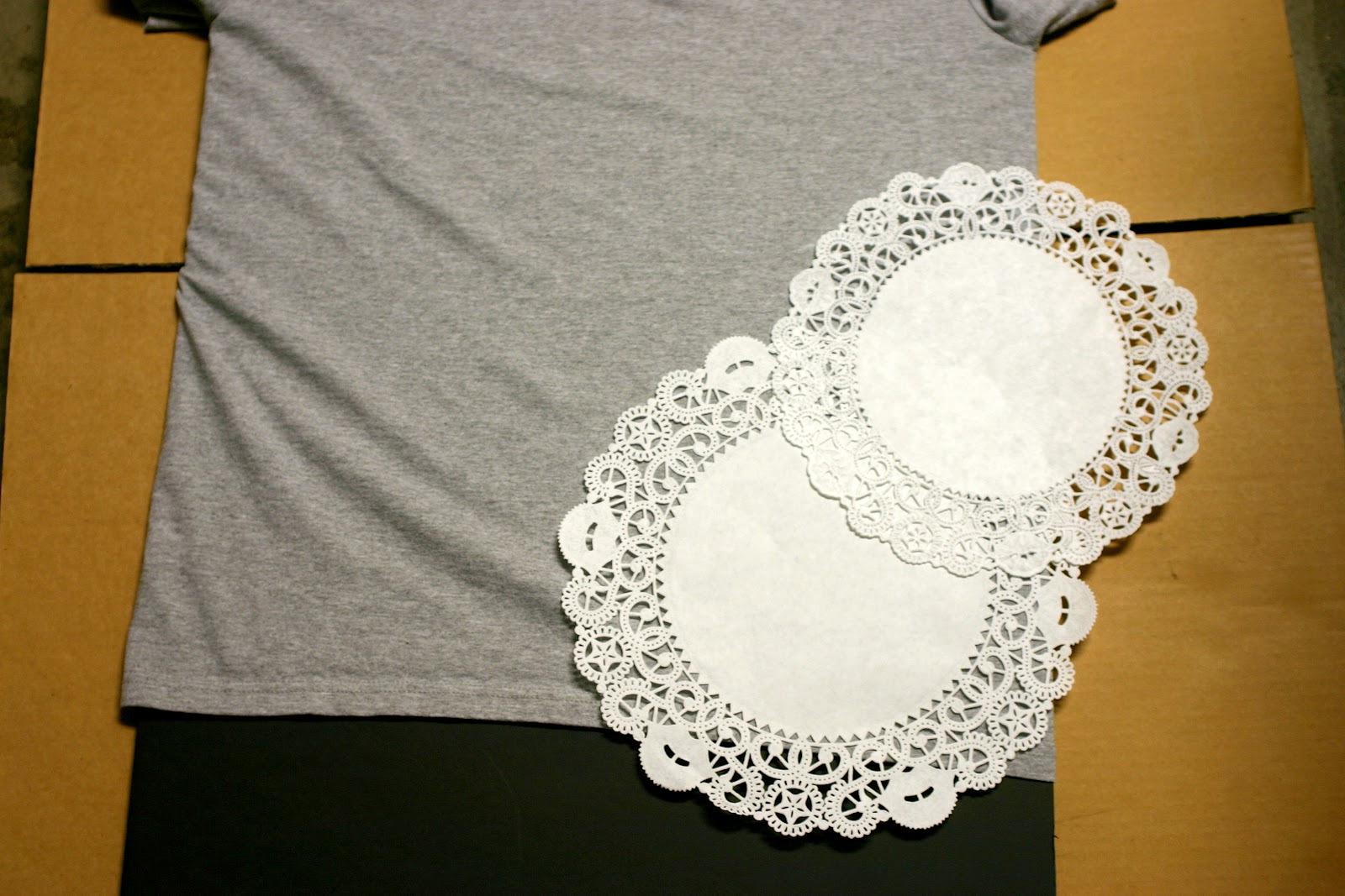 Atlas Findings: Spray Painted T-Shirt with Doilies
