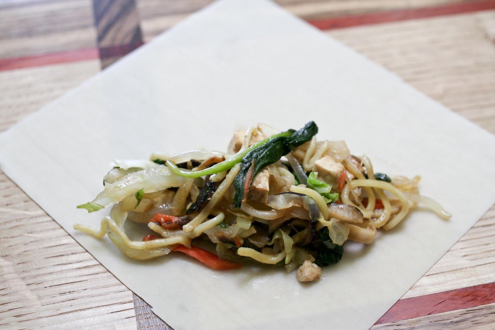 FOODjimoto: Yakisoba Egg Rolls