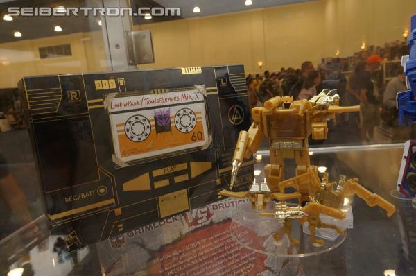 Transformers Live Action Movie Blog (TFLAMB): Botcon 2013